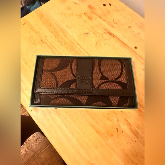 Coach | Other | Coach Slim Trifold Wallet Black Logo Print Insert Black ...